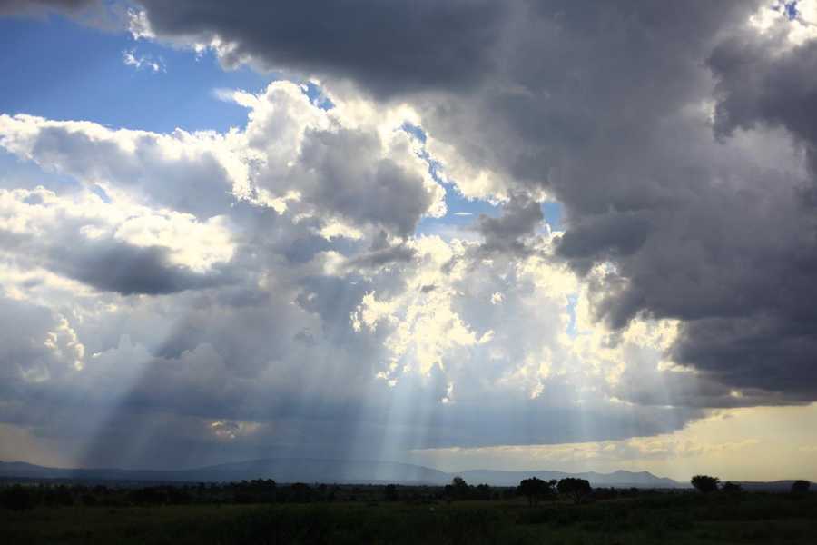 3 Ways to Respond to God’s Incomprehensibility | Bible to Life